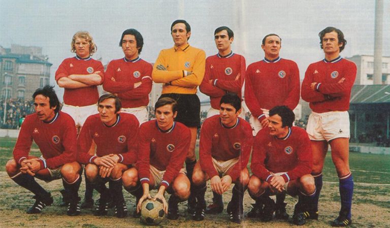 L'historique des maillots du PSG : Les années 1970 - Histoire du #PSG